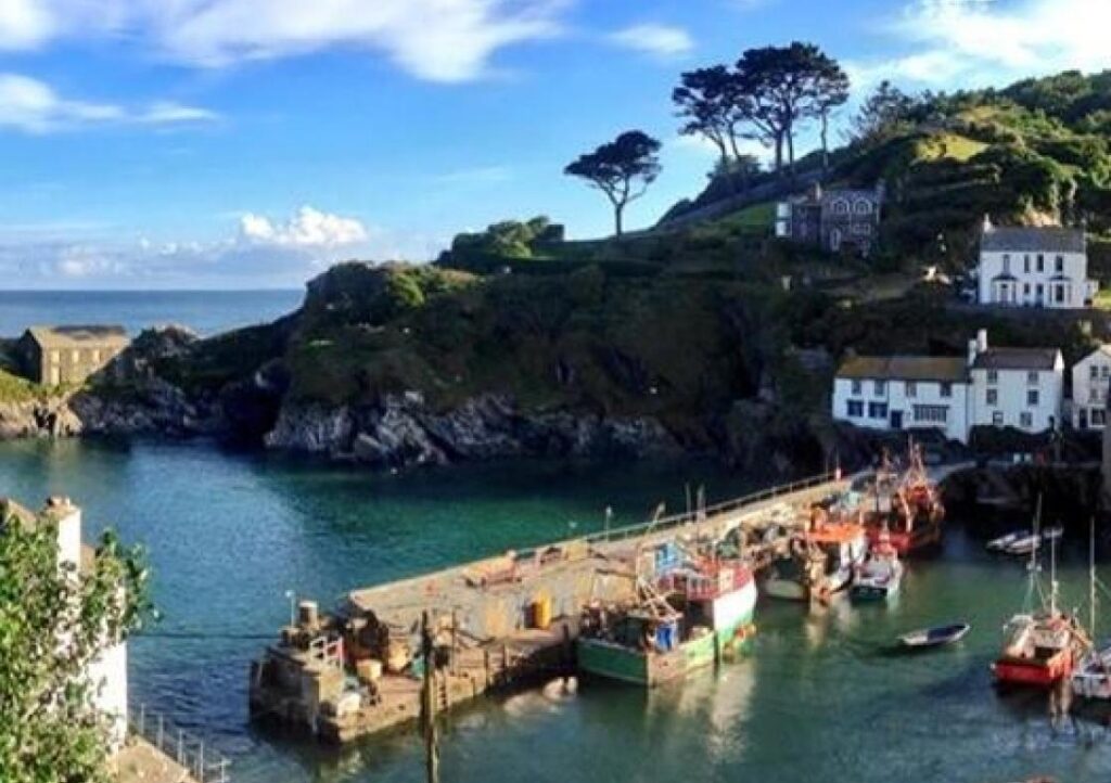 Best Things to do in Cornwall in Autumn | Blue Monkey Cornwall.